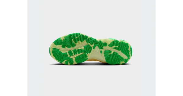 Кроссовки Nike Giannis Immortality 3 / yellow, green DZ7533-700